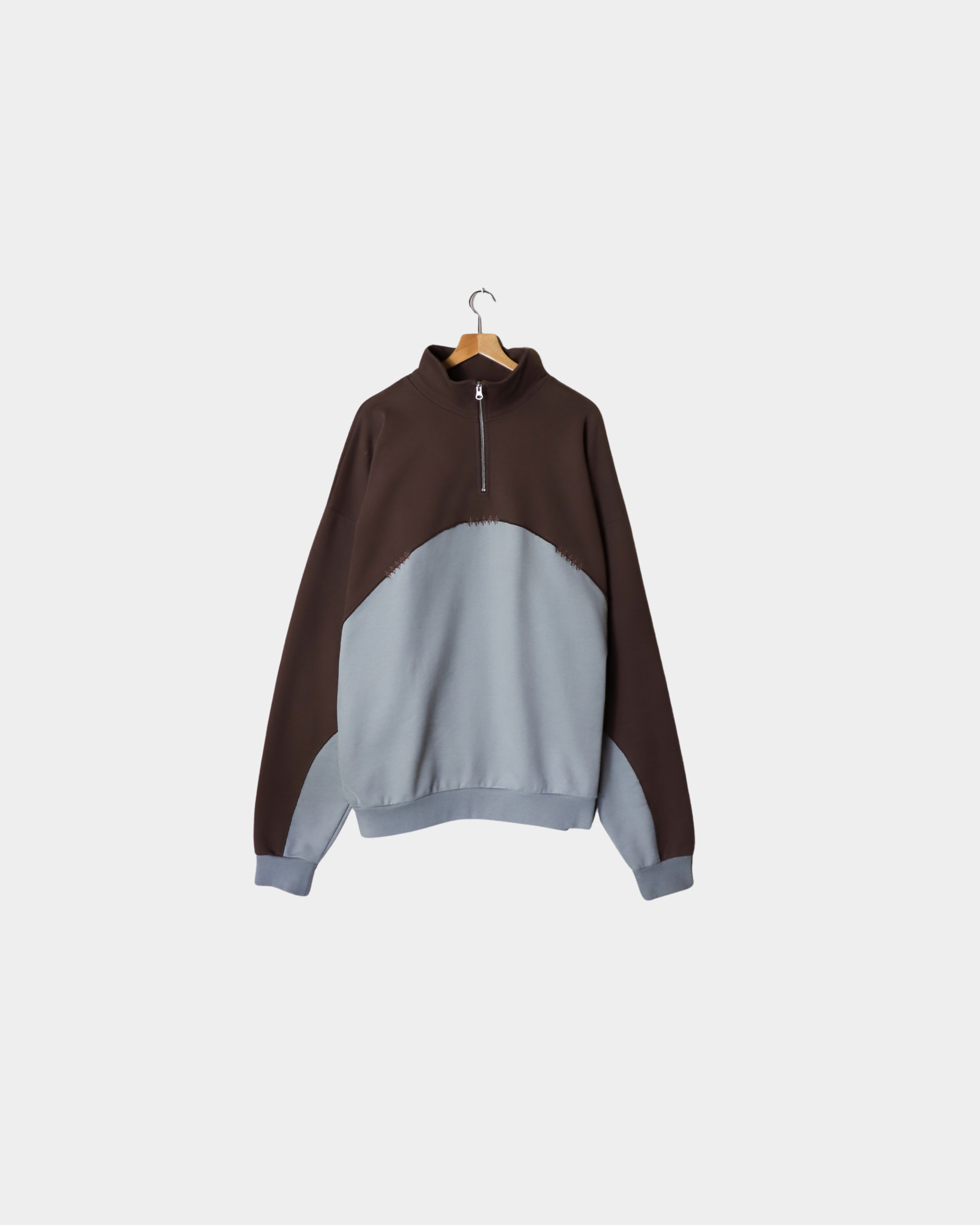 WOBBLE HALF-ZIP SWEATER