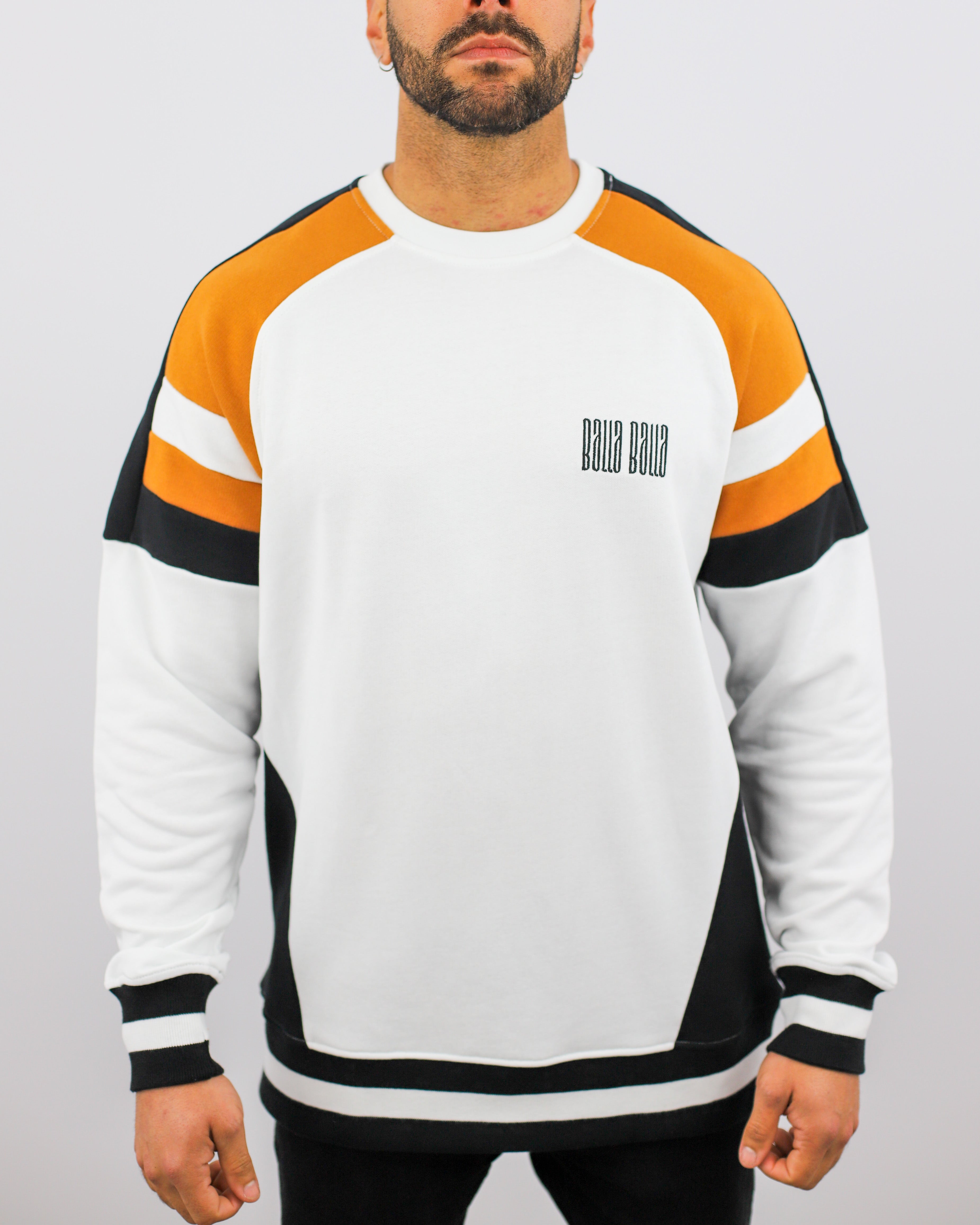 OLD SCHOOL SWEATER
